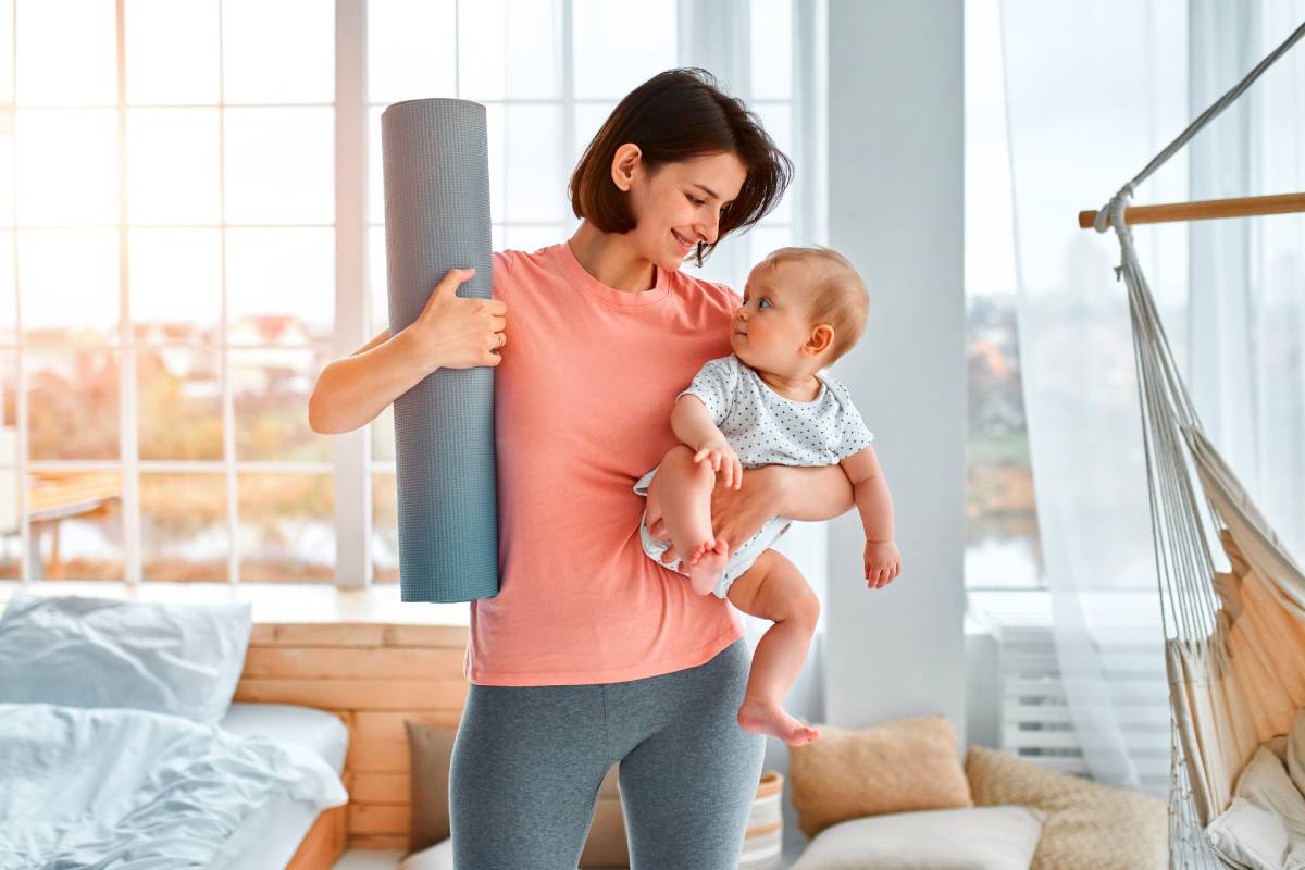 What are postnatal recovery shorts? How do they work?